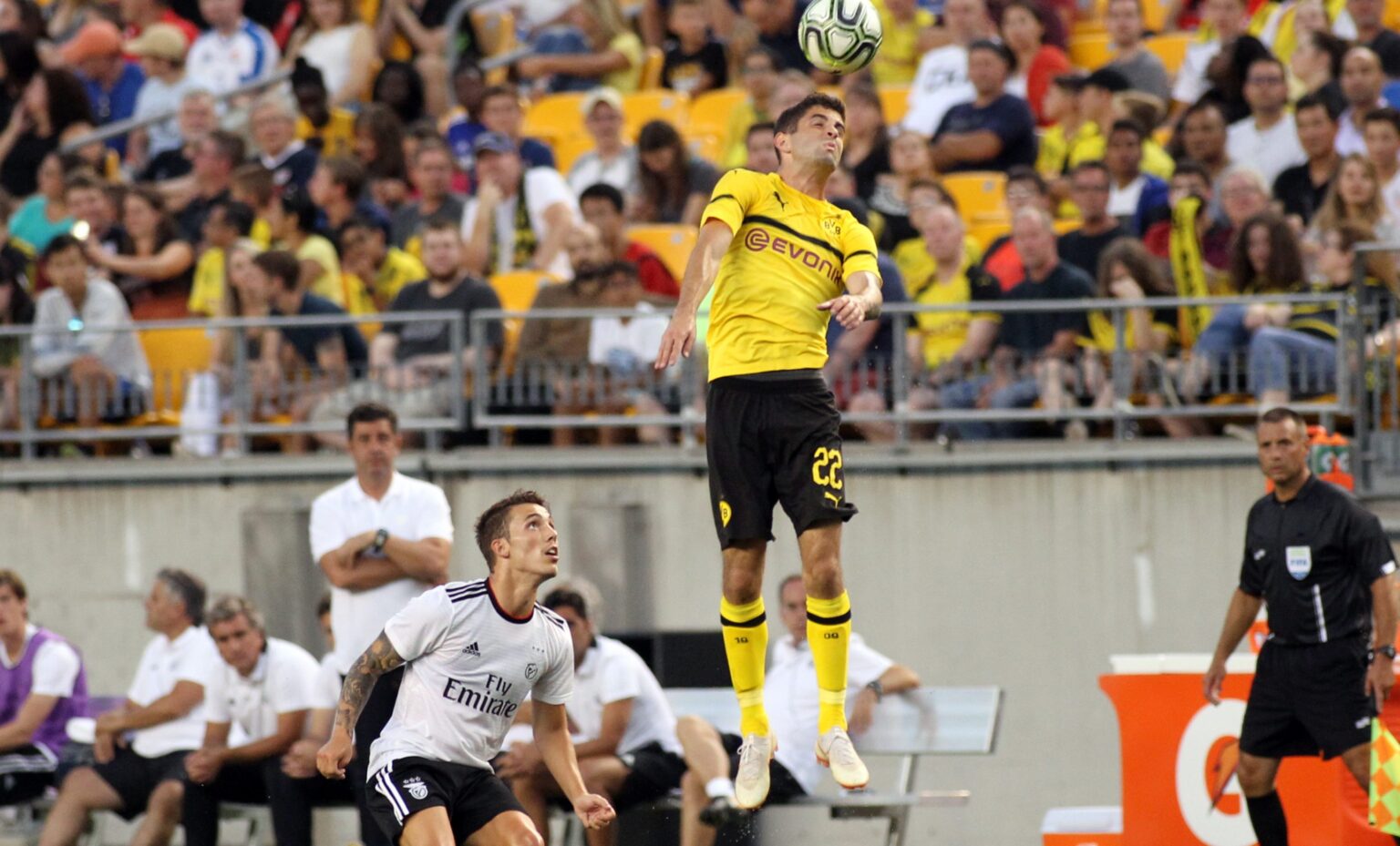 Sounding Off on Soccer: Hounds latest signings and kicking it around ...