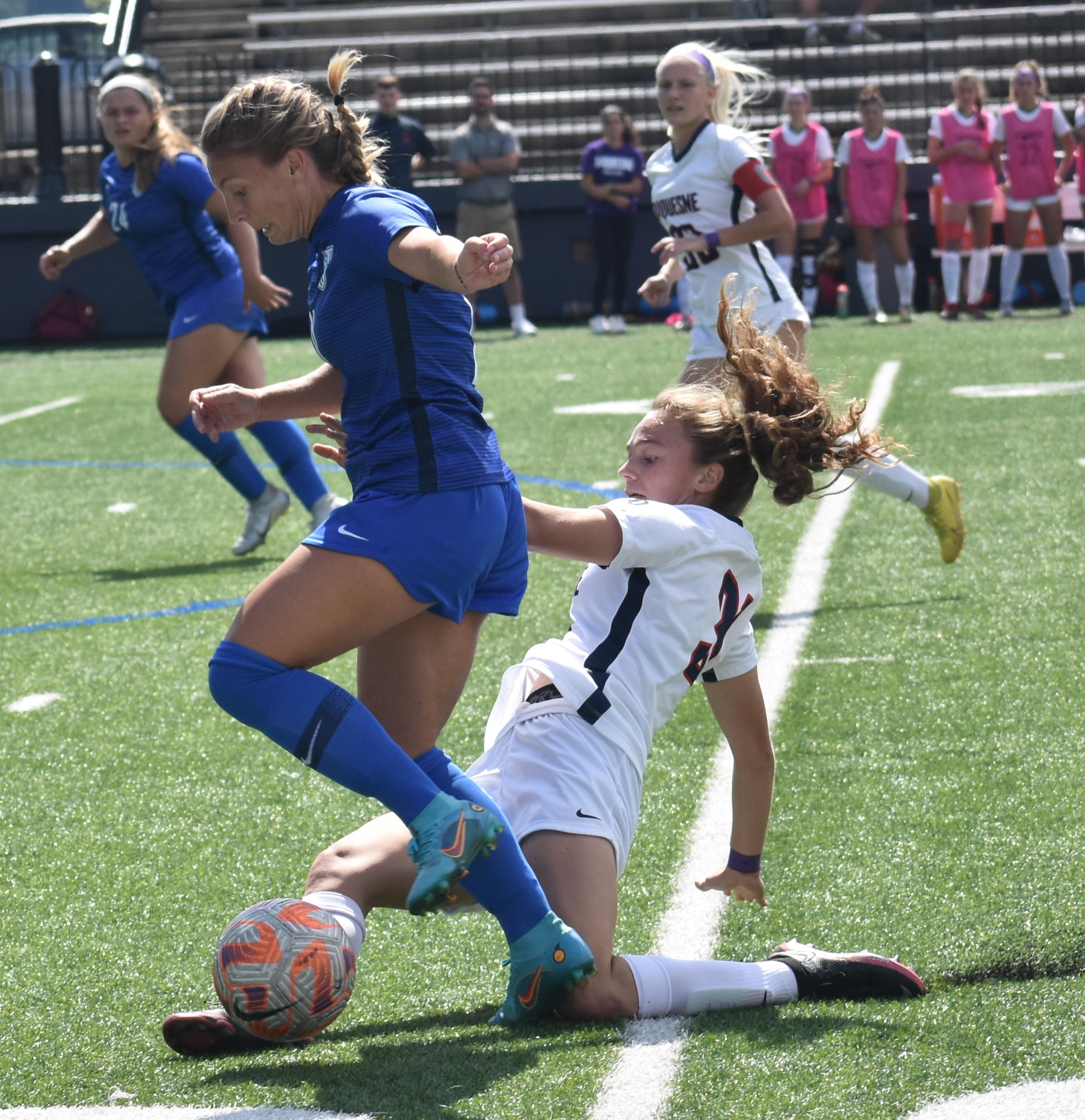 Duquesne builds connections in setback to No. 10 Saint Louis ...