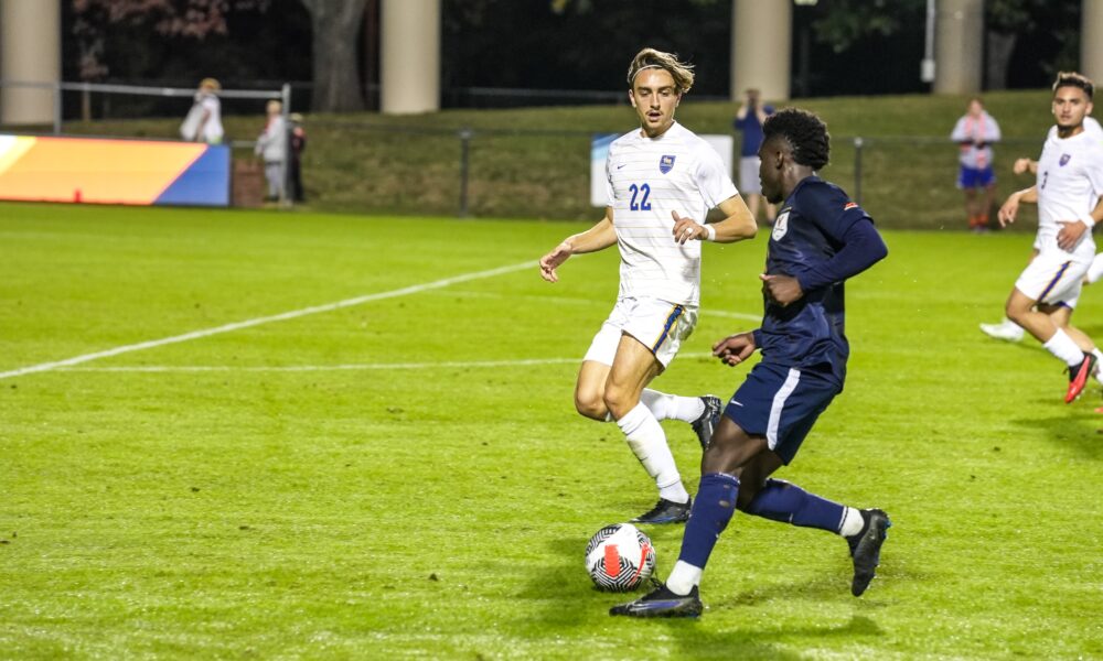 Virginia storms past No. 11 Pitt, 2-1, to jump into second place in ACC ...