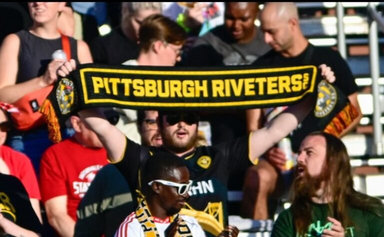 Photo Gallery: Fans pack Highmark Stadium for first-ever Riveters match ...