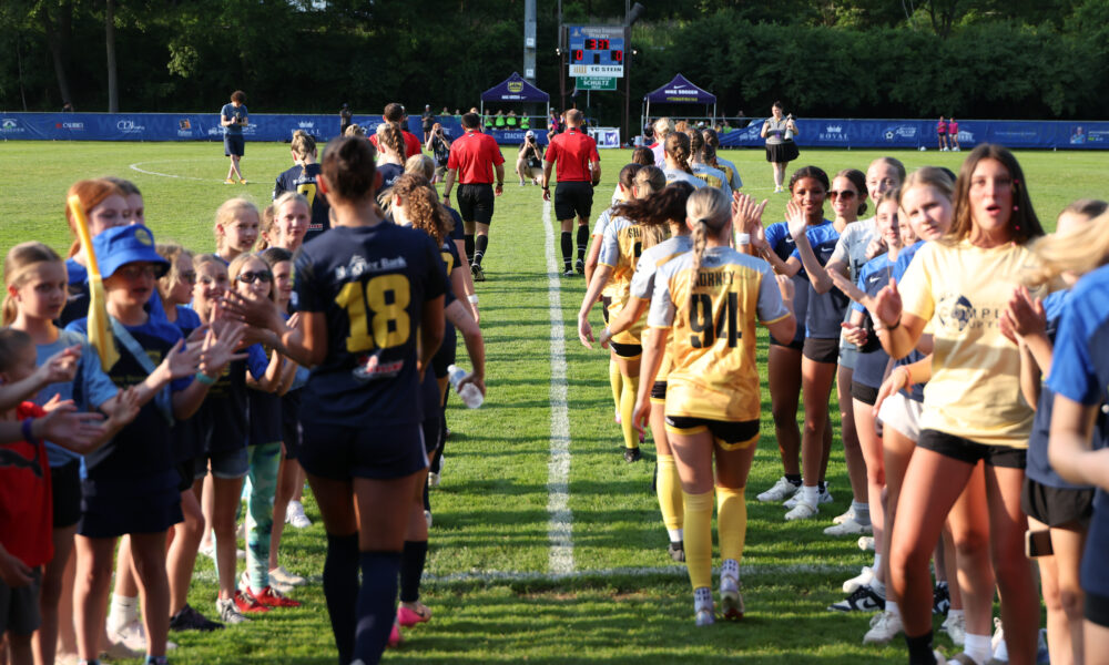 Unbeaten Streaks and House Divides: Reigning Division Champ Riveters ...