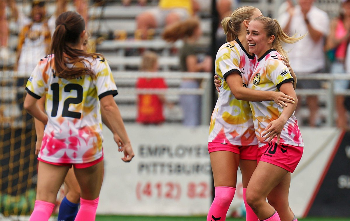 DIvision Champs Again: Riveters clinch USL W League's Great Forest ...